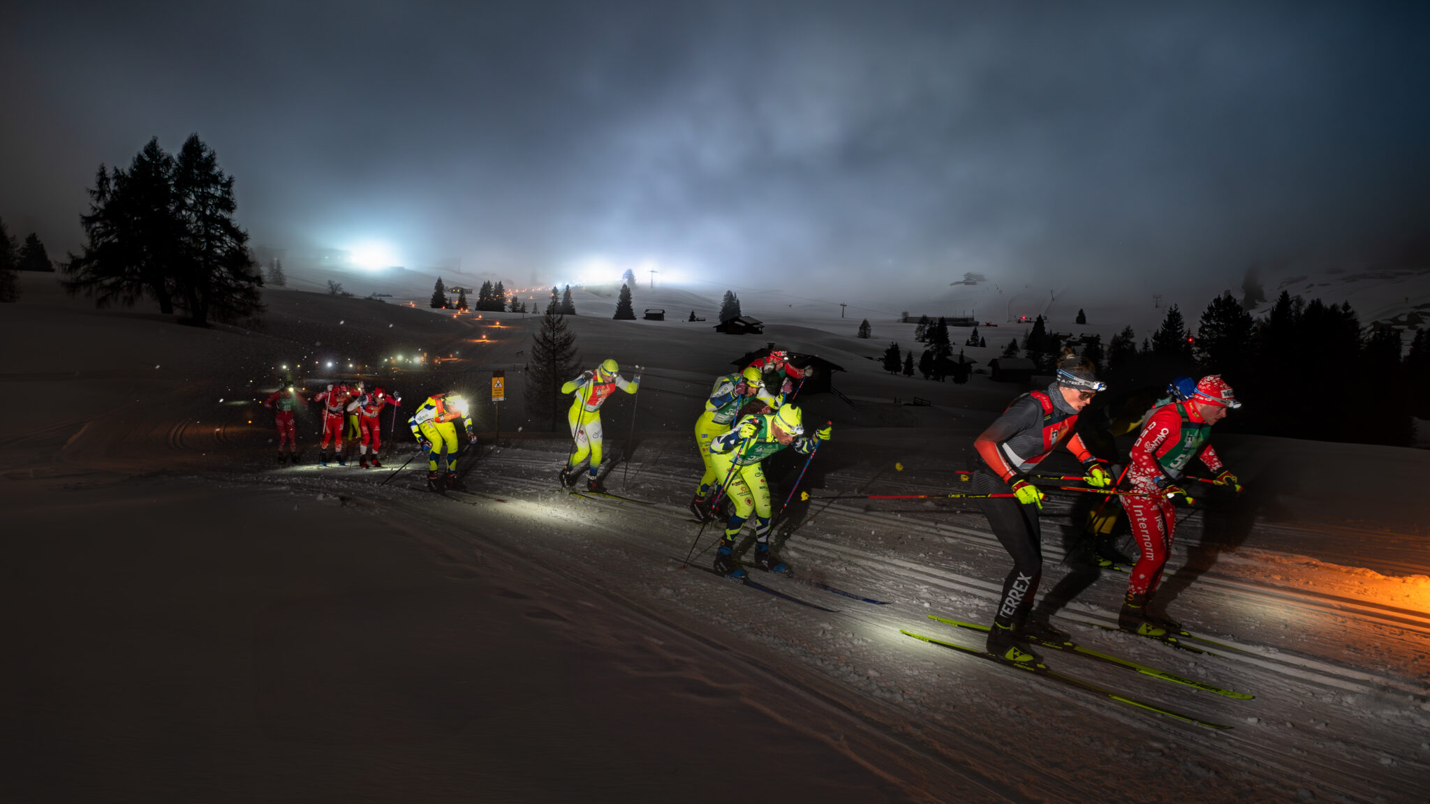 Skiing under the moonlight: The magic of the South Tyrol Moonlight ...